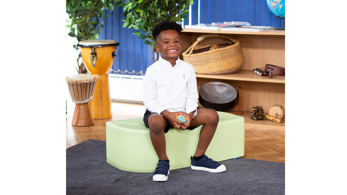 Natural World™ Double Leaf Seat – Classroom Direct